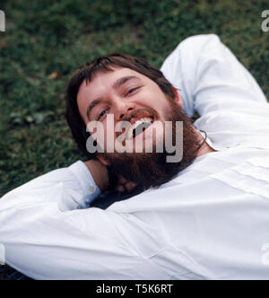 Der bayrische Liedermacher, Sänger und münchner Original Willy Michl ...