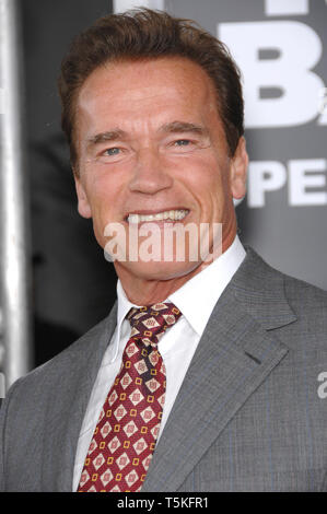 ARNOLD SCHWARZENEGGER ROCKY BALBOA WORLD PREMIERE GRAUMAN'S CHINESE ...