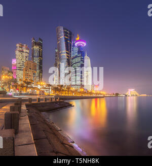 The skyline of West Bay and Doha City, Qatar Stock Photo - Alamy