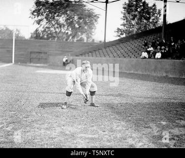 Vintage Baseball Players - Clarence "Tilly" Walker, Washington, AL ca ...