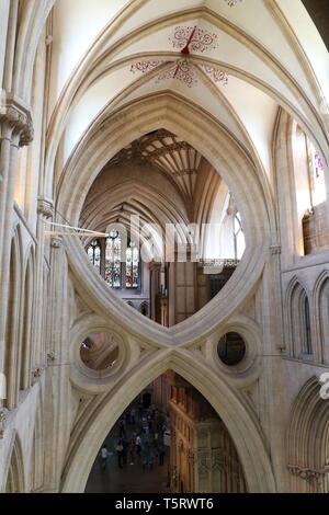 Scissor Arches and roof of Wells Cathedral, England, UK Stock Photo - Alamy