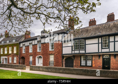 Cathedral Close Exeter - historic timber framed grade 1 listed ...