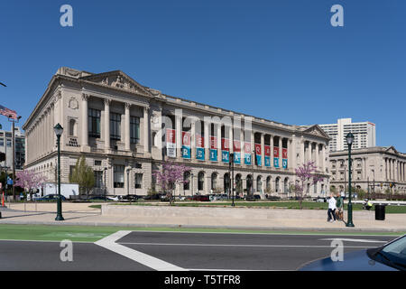 Central Library, 1901 Vine Street, Philadelphia, Pennsylvania United ...