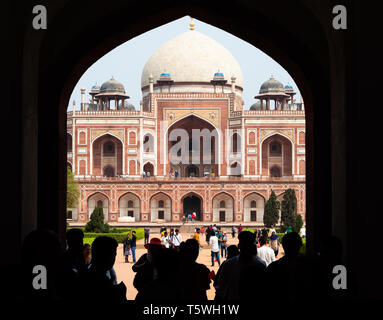 Humayun's tomb (Maqbara e Humayun) is the tomb of the Mughal Emperor ...