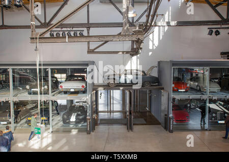 Classic Car museum in Dusseldorf, Germany Stock Photo - Alamy