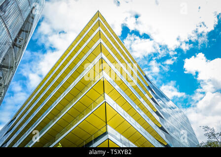 Office building, Riverbank House, 2 Swan Lane, London, EC4R ...