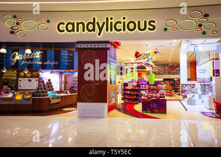 United Arab Emirates, Dubai, Candy shop in Dubai Mall Stock Photo ...
