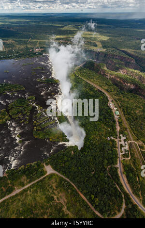 Aerial view of the edge of Victoria Falls waterfall Stock Photo - Alamy