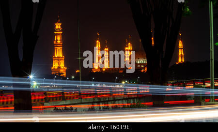 Samarinda, kalimantan Timur/ Indonesia : " Islamic Center Mosque ...