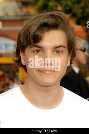 EMILE HIRSCH LARA CROFT TOMB RAIDER: THE CR CHINESE THEATRE HOLLYWOOD ...