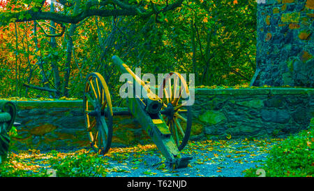 The courtyard of the Citadel with old bombard Stock Photo - Alamy