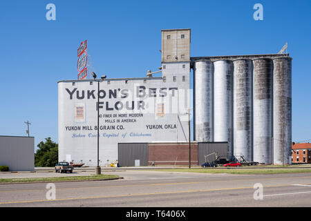 Historic Yukon Flour Mill & Grain Co building on U.S. Route 66 in Yukon ...