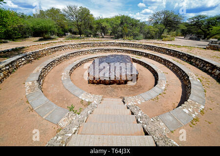 Hoba meteorite - the largest meteorite ever found and the most massive ...