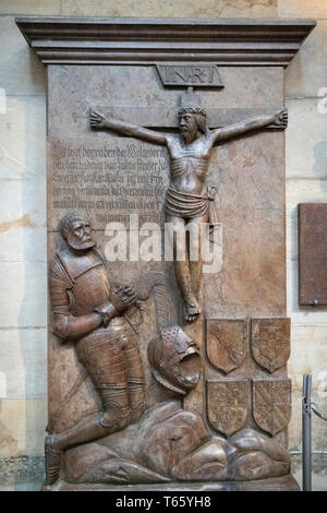 Relief of king praying to crucified Jesus Christ, St Vitus Cathedral ...