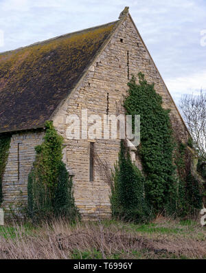 Hartpury Tithe Barn; Gloucestershire, UK Grade II listed 15th century ...
