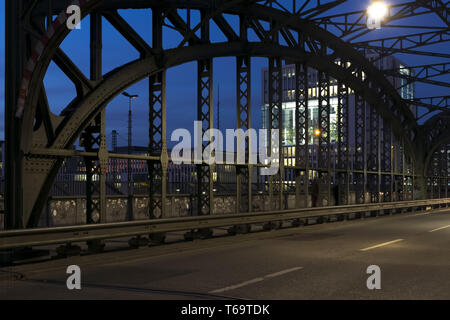 The Hackerbrige Hackerbruecke, Munich, Germany Stock Photo - Alamy