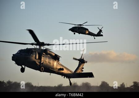 A U.S. Navy Sailor assigned to Explosive Ordnance Disposal Group One ...