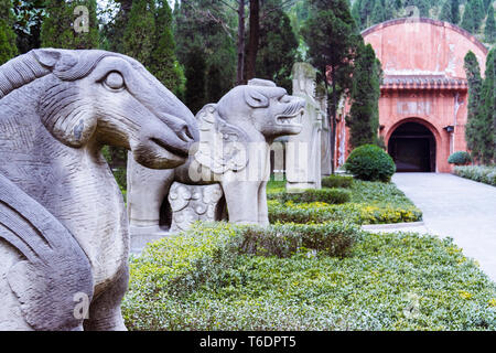 China, Sichuan, Chengdu, Wang Jian tomb (Yongling Mausoleum), Statue of ...