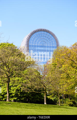 Eastern facade of the Paul-Henri Spaak building, seat of the hemicycle ...