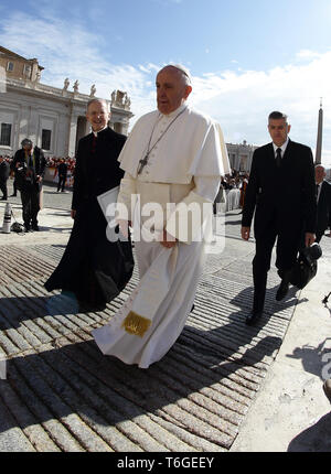 Holy See, Vatican. 1st May, 2019. POPE FRANCIS during his wednesday ...
