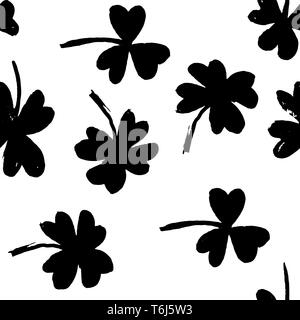 Clover seamless pattern. Grunge vector dry brush illustration Stock ...