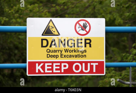 Keep Out Danger Quarry Workings Sign Stock Photo: 174606960 - Alamy