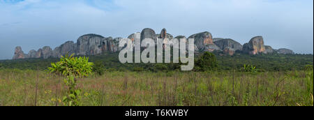 Black stones of Pungo Andongo - Malanje, Angola Stock Photo - Alamy