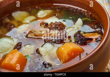 Mushroom yushka soup - ukrainian traditional broth, close up Stock ...