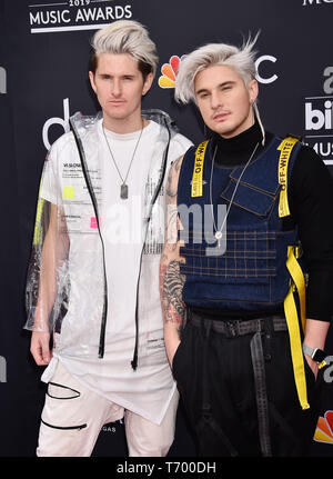 Michael Trewartha and Kyle Trewartha of Grey attend the 2018 American ...