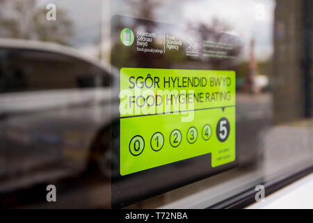 Food hygiene sticker Stock Photo: 211691430 - Alamy