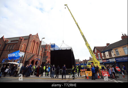 A statue celebrating Everton's 'Holy Trinity' - the celebrated midfield ...