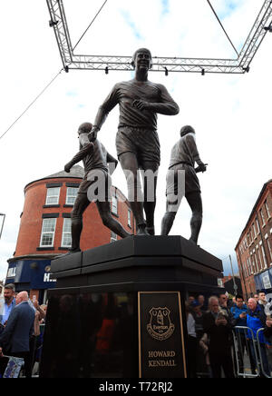 Everton's holy trinity: Howard Kendall, Colin Harvey and Alan Ball pose ...