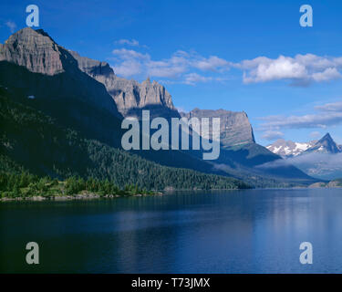 Morning view of the Saint Mary Lake at Glacier National Park, Montana ...