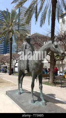 Equestrian statue of Meir Dizengoff, the first Mayor of Tel Aviv ...