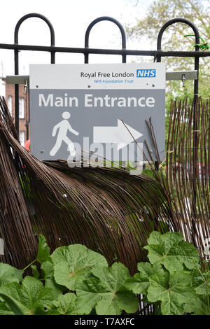 Main entrance, Royal Free Hospital, Pond Street, Hampstead, London ...
