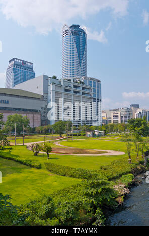 Pathumwananurak Park, Pathum Wan district, Bangkok, Thailand Stock ...