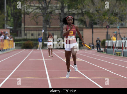 Twanisha Terry aka Tee Tee Terry runs the anchor leg on the Southern ...