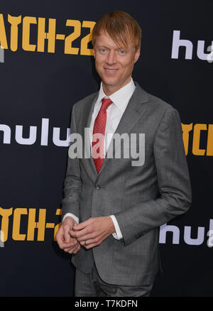 LOS ANGELES - MAY 7: Jay Paulson at the "Catch-22" Premiere at the TCL ...