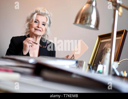 29 April 2019, Berlin: EXCLUSIVE - Helga Piur, actress, in her study ...