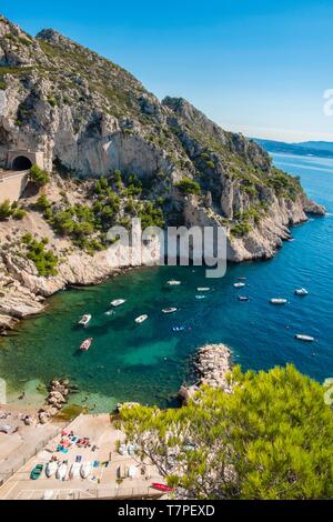 CALANQUE DE LA VESSE, MARSEILLE, BDR FRANCE 13 Stock Photo - Alamy