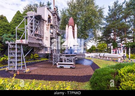 Legoland - Cape Canaveral - Kennedy Space Centre Shuttle launch - made ...