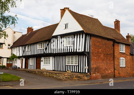 Guy Fawkes House Which Was The Old Lion Inn The Square Dunchurch ...