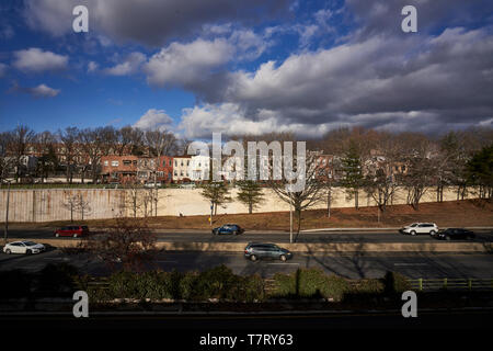 light traffic on Prospect Expressway Stock Photo - Alamy