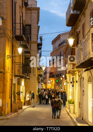 Agrigento via atenea Stock Photo - Alamy