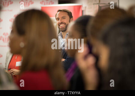 Children living in Tondo, north west Manila in the Philippines and one ...