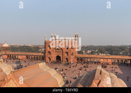 DELHI, Tourist kids at Jama Masjid, largest mosques made red sandstone ...