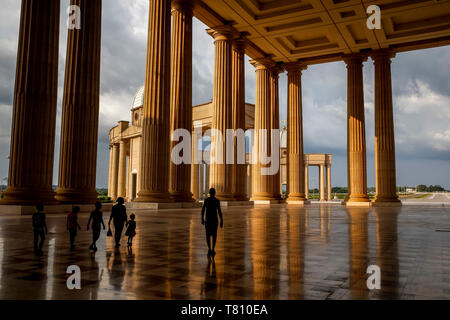 Catholic Basilica of Our Lady of Peace in Yamoussoukro, Cote d'Ivoire ...