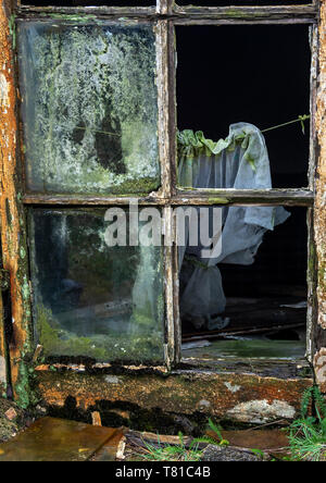 Abandoned Cottage near Quidinish, Cuidhinis, Isle of Harris, Outer ...