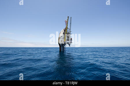 US Navy's Floating Instrument Platform (FLIP Stock Photo - Alamy