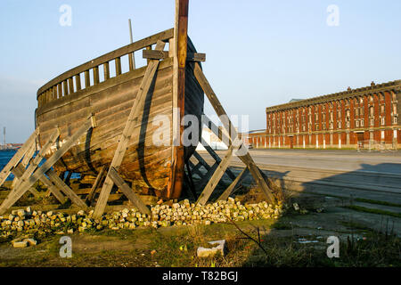 Ship wreck and old Warehouse, Dunkirk Harbor, Dunkirk, Nord, France ...